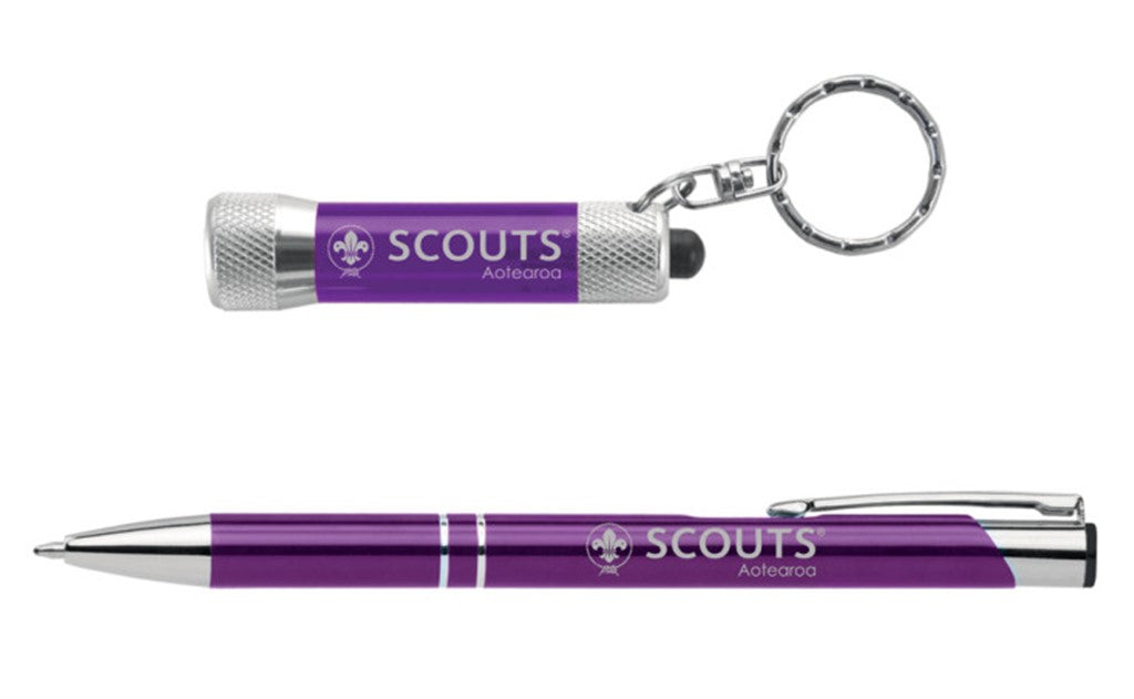 SCOUTS AOTEAROA PEN AND TORCH SET – Scouts Direct