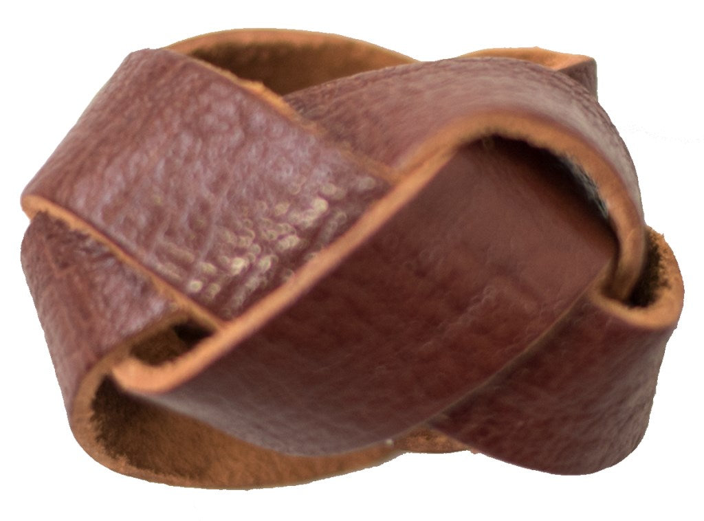 PLAITED LEATHER WOGGLE – Scouts Direct